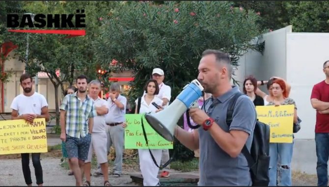 MediaLook | Media WatchDog